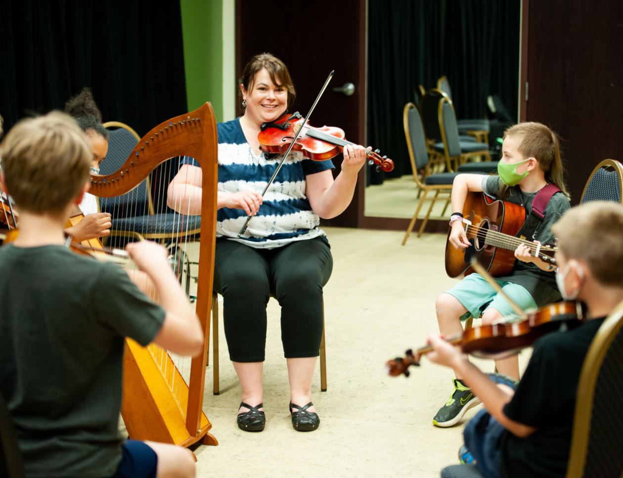 Homepage - Center for Irish Music